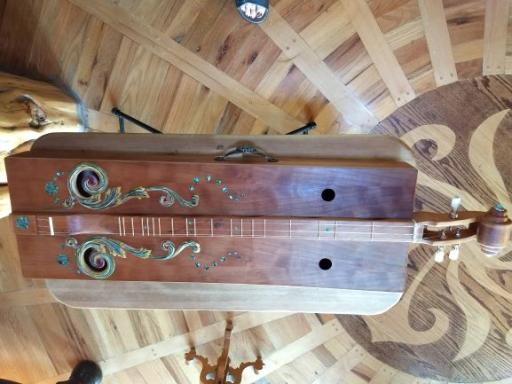 Box Dulcimer - Photos - IRENE | fotmd.com