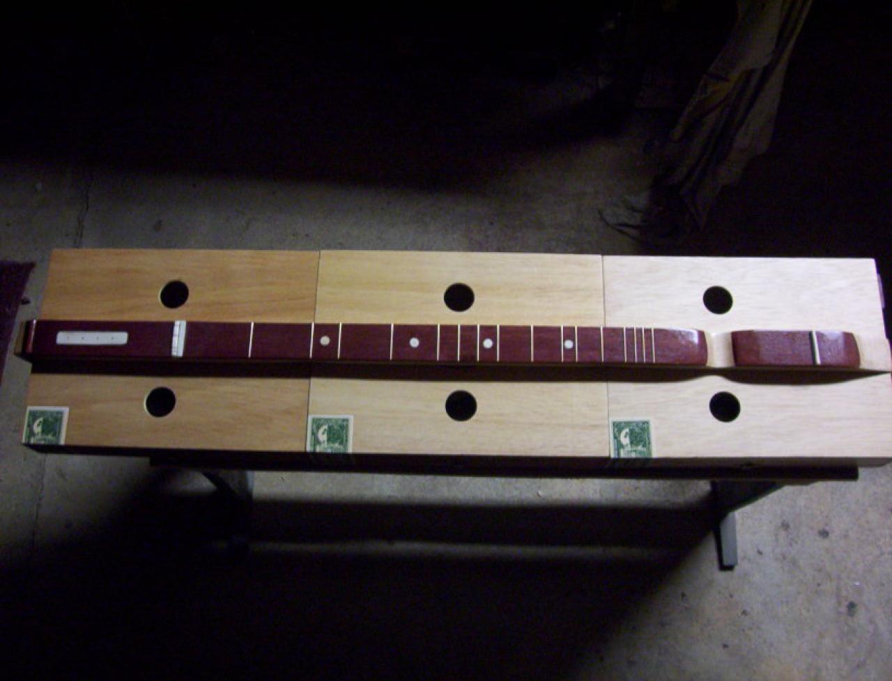 Cigar Box Mountain Dulcimer - Photos - Randy S. Bretz | fotmd.com